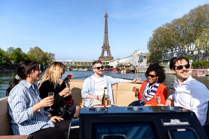 Private Evening Seine Cruise — Rosé & Macarons (Couples) | TheNextGuide