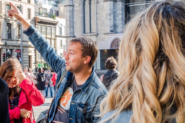 Walking tour of Old Montreal | TheNextGuide